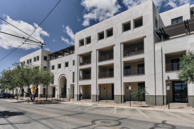 District Living - Mercado District